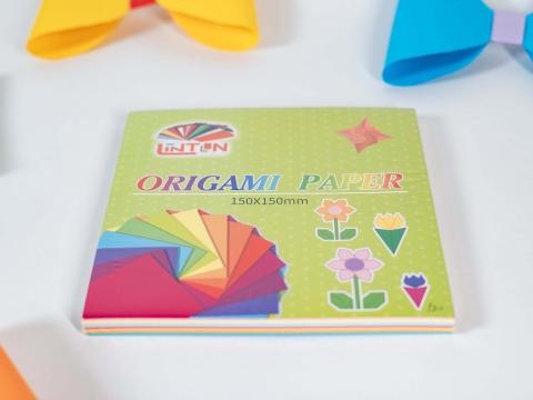 Color paper origami